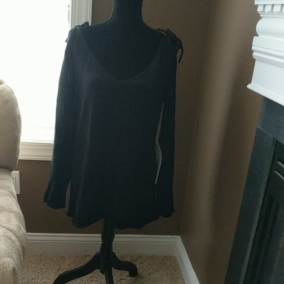Lumiere | Sweaters | Lumiere Sweater | Poshmark